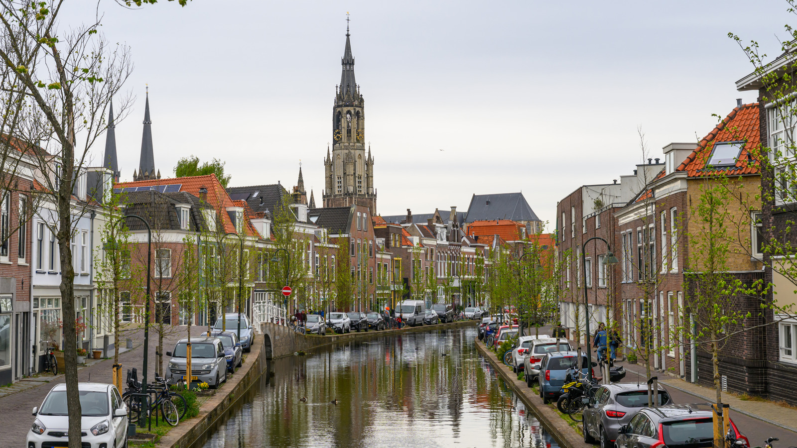 Rick Steves Calls This Peaceful Netherlands City An 'Idyllic Mini ...