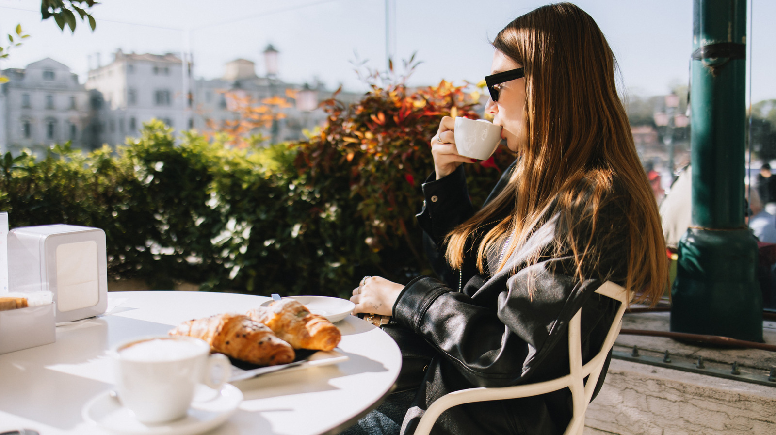 The Unexpected Truth About The 'Napkin Dispensers' You'll Find At Restaurants In Italy