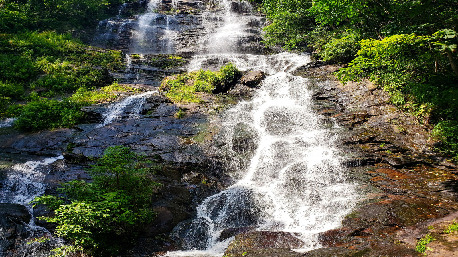 This Picturesque State Park Is Home To Georgia's Tallest Waterfall