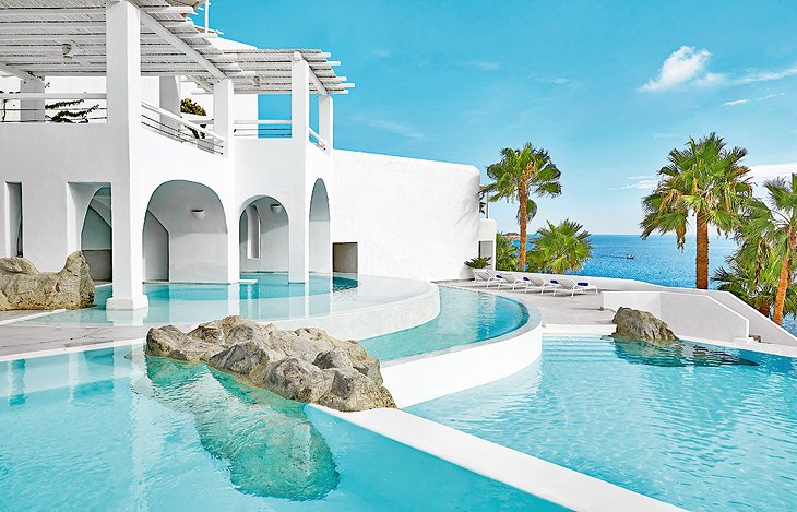 10 Of The Best Luxury Seaside Hotels In Greece The Art Of Mike Mignola